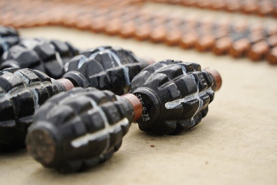 Grenades Bilder – Durchsuchen 3,850 Archivfotos, Vektorgrafiken und ...