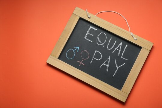 Unequal Images – Parcourir 23,681 le catalogue de photos, vecteurs et ...