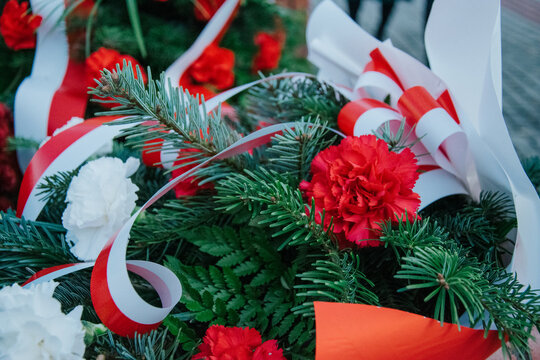 Listopada Bilder – Durchsuchen 334 Archivfotos, Vektorgrafiken und ...