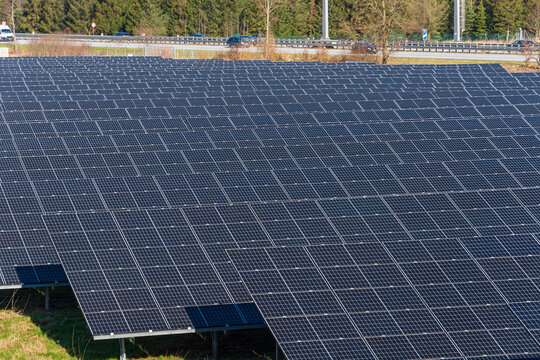 Photovoltaikmodule Bilder – Durchsuchen 598 Archivfotos, Vektorgrafiken ...