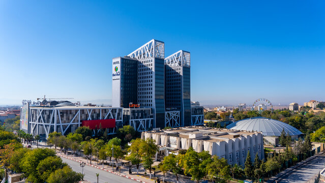 「Setif」の写真素材 | 858件の無料イラスト画像 | Adobe Stock