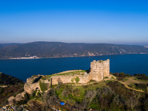 Kalesi 이미지 – 찾아보기 3,586 스톡 사진, 벡터 및 비디오 | Adobe Stock