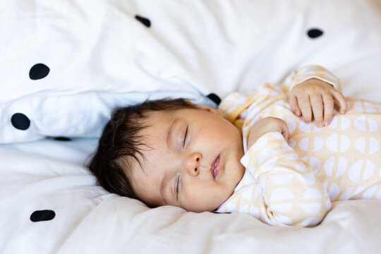 Infancy 影像 – 瀏覽 213,047 個素材庫相片、向量圖和影片 | Adobe Stock