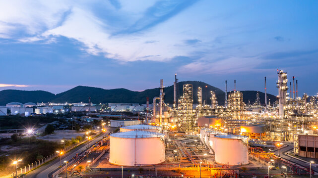 รูปภาพDistillat – เลือกดูภาพถ่ายสต็อก เวกเตอร์ และวิดีโอ115,978 | Adobe ...