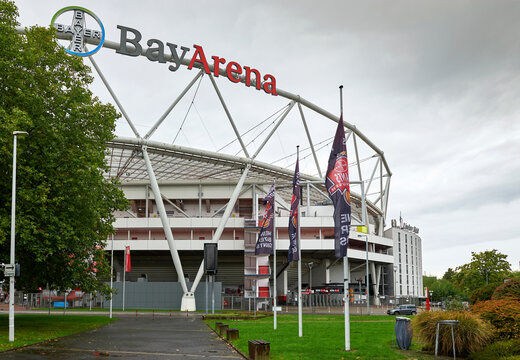 「Bayarena」の写真素材 | 306件の無料イラスト画像 | Adobe Stock