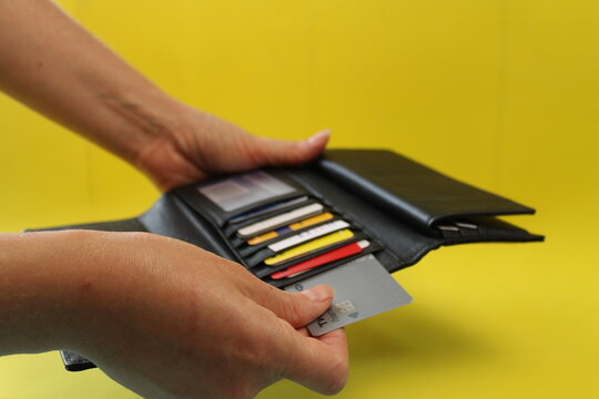 "Open Wallet" Images – Browse 181 Stock Photos, Vectors, and Video ...