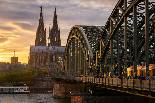 Rhein bilder – Bläddra bland 81,246 stockfoton, vektorer och videor ...