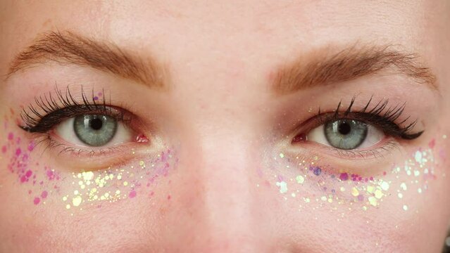 Mire Video Imagens – Procure 25,260 fotos, vetores e vídeos | Adobe Stock