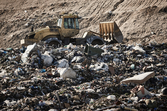 Dumpsite Images – Parcourir 18,021 le catalogue de photos, vecteurs et ...