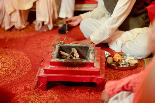 Hawan Bilder – Durchsuchen 475 Archivfotos, Vektorgrafiken und Videos ...