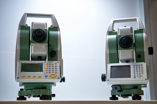 Tachymeter 이미지 – 찾아보기 2,790 스톡 사진, 벡터 및 비디오 | Adobe Stock