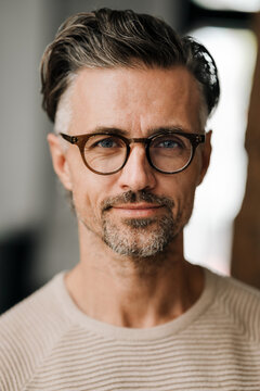 "Middle-Aged Man" Bilder – Durchsuchen 33,363 Archivfotos ...