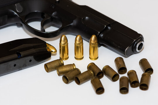 "Traumatic Gun" Bilder – Durchsuchen 58 Archivfotos, Vektorgrafiken und ...