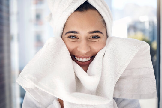 "Face Towel" Images – Browse 3,599 Stock Photos, Vectors, and Video ...