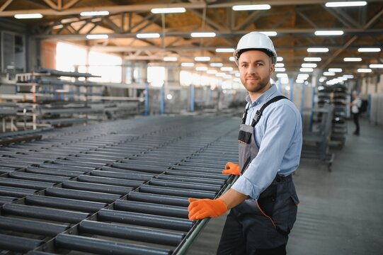 Male Factory Worker Images – Browse 211,144 Stock Photos, Vectors, and ...