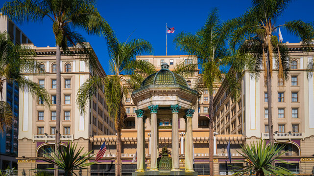 รูปภาพHorton – เลือกดูภาพถ่ายสต็อก เวกเตอร์ และวิดีโอ2,007 | Adobe Stock