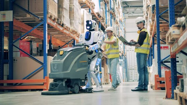 Lagerist Bilder – Durchsuchen 2,391 Archivfotos, Vektorgrafiken und ...