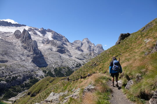 รูปภาพBergwanderer – เลือกดูภาพถ่ายสต็อก เวกเตอร์ และวิดีโอ1,183 ...