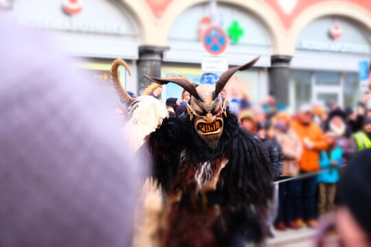 Percht Bilder – Durchsuchen 709 Archivfotos, Vektorgrafiken und Videos ...