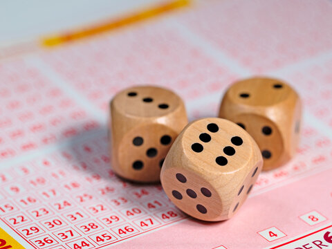 Zahlenlotto Billeder – Gennemse 258 stockfotos, vektorer og videoer ...