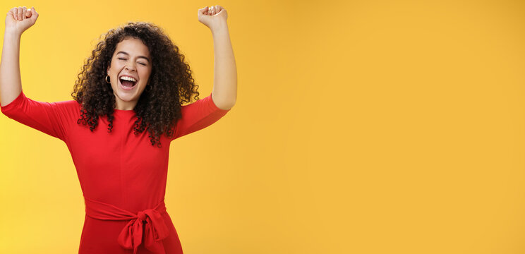 Yeah! Bilder – Durchsuchen 16,124 Archivfotos, Vektorgrafiken und ...