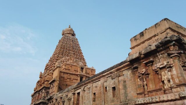 รูปภาพ"Thanjavur Big Temple" – เลือกดูภาพถ่ายสต็อก เวกเตอร์ และวิดีโอ35 ...