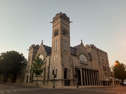 "Methodist Church" Immagini - Sfoglia 3,990 foto, vettoriali e video ...