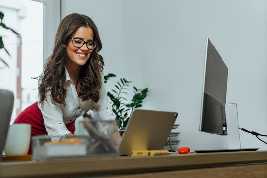 Paralegal Images – Browse 2,393 Stock Photos, Vectors, and Video ...