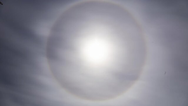 "Sun Halo" 影像 – 瀏覽 448 個素材庫相片、向量圖和影片 | Adobe Stock