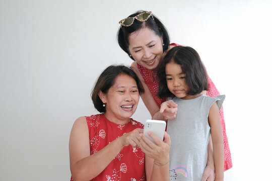 Cucu bilder – Bläddra bland 135 stockfoton, vektorer och videor | Adobe ...