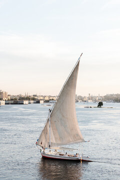 Feluke Bilder – Durchsuchen 3,514 Archivfotos, Vektorgrafiken und ...