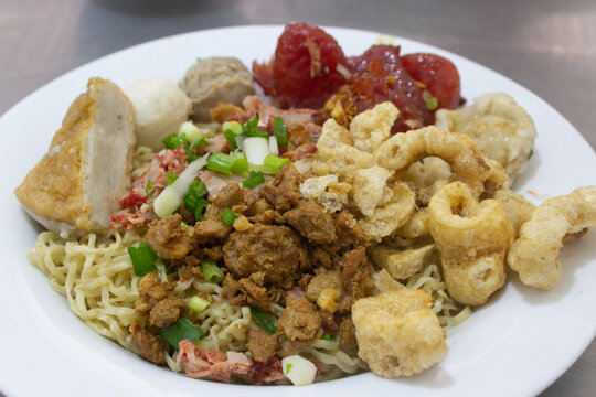 Bakmi Images – Browse 888 Stock Photos, Vectors, and Video | Adobe Stock