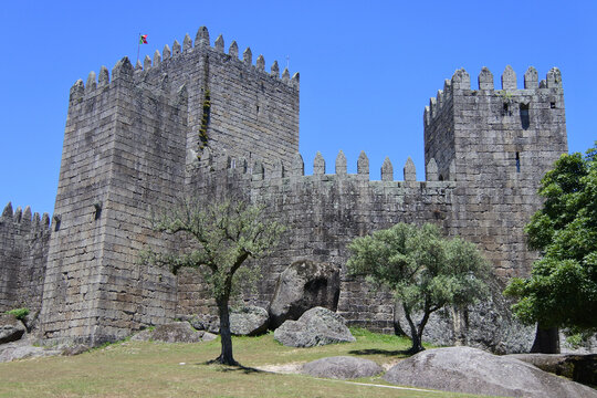 Machicoulis Bilder – Durchsuchen 2,331 Archivfotos, Vektorgrafiken und ...