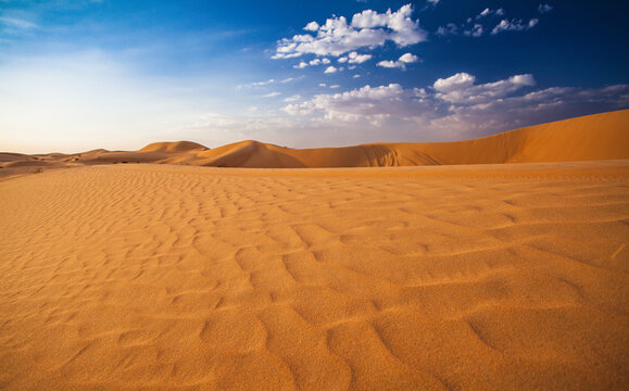 "Ripple Marks" Bilder – Durchsuchen 5,688 Archivfotos, Vektorgrafiken ...