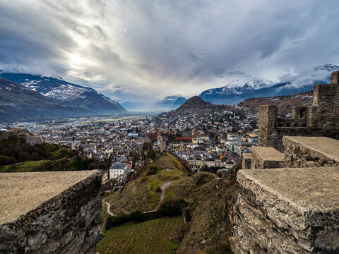 「Sitten」の画像 - 6,817 件の Stock 写真、ベクターおよびビデオ | Adobe Stock