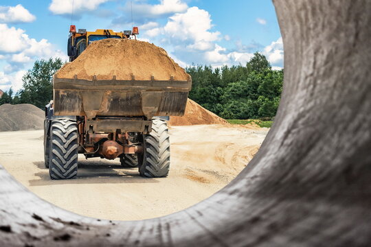 Backfilling bilder – Bläddra bland 1,236 stockfoton, vektorer och ...