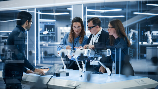 Ai Laboratory Collaboration Images – Browse 288 Stock Photos, Vectors ...