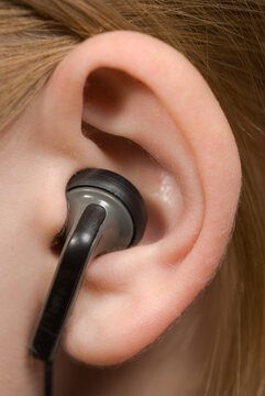 Ear-Phone Images – Browse 204 Stock Photos, Vectors, and Video | Adobe ...