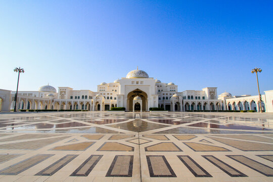 รูปภาพQasr – เลือกดูภาพถ่ายสต็อก เวกเตอร์ และวิดีโอ2,443 | Adobe Stock