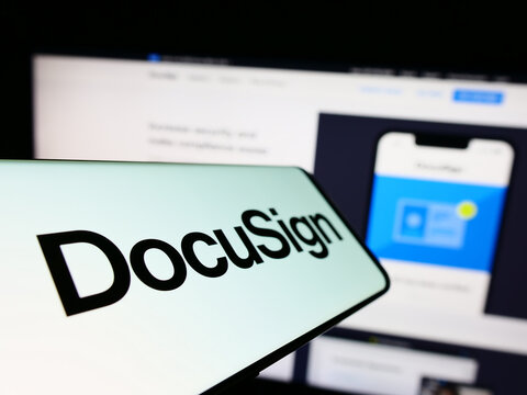 Docusign Imagens – Procure 161 fotos, vetores e vídeos | Adobe Stock