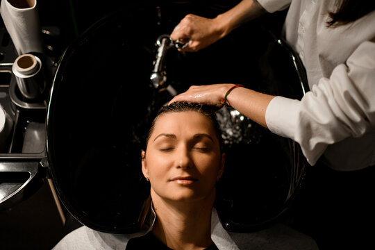 Hair-Salon Imagens – Procure 1,966 fotos, vetores e vídeos | Adobe Stock