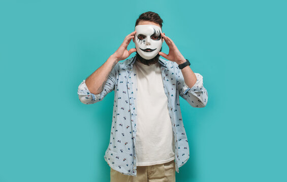 Insincerity Images – Browse 981 Stock Photos, Vectors, and Video ...