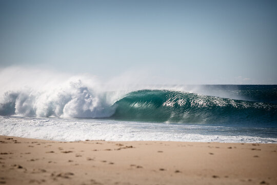 Shorebreak Images – Browse 5,677 Stock Photos, Vectors, and Video ...