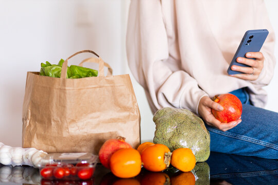 รูปภาพLife.sustenance – เลือกดูภาพถ่ายสต็อก เวกเตอร์ และวิดีโอ384,881 ...