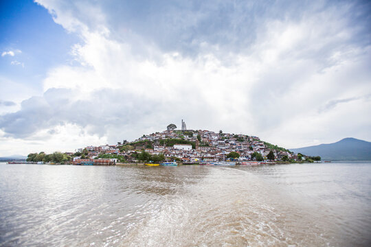 Janitzio Images – Parcourir 649 le catalogue de photos, vecteurs et ...