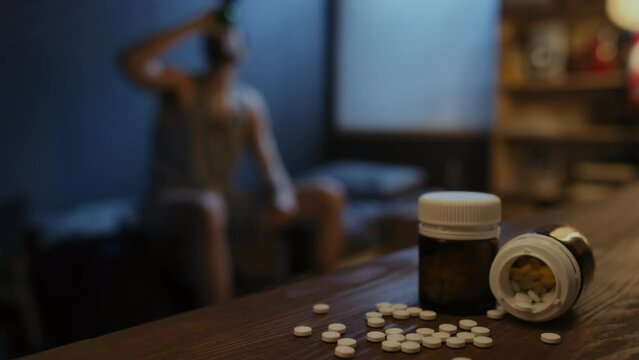 "Sleeping Tablet" Images – Browse 10,567 Stock Photos, Vectors, and ...