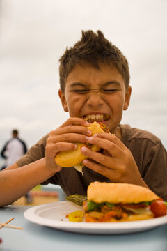 รูปภาพDevour – เลือกดูภาพถ่ายสต็อก เวกเตอร์ และวิดีโอ86,470 | Adobe Stock