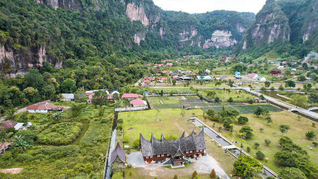 Harau Images – Browse 148 Stock Photos, Vectors, and Video | Adobe Stock