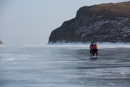 Skitching Billeder – Gennemse 18,839 stockfotos, vektorer og videoer ...