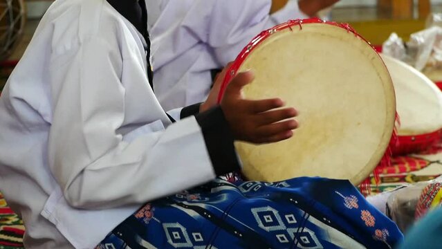 Imagens de Rebana – Explore Fotografias do Stock, Vetores e Vídeos de ...